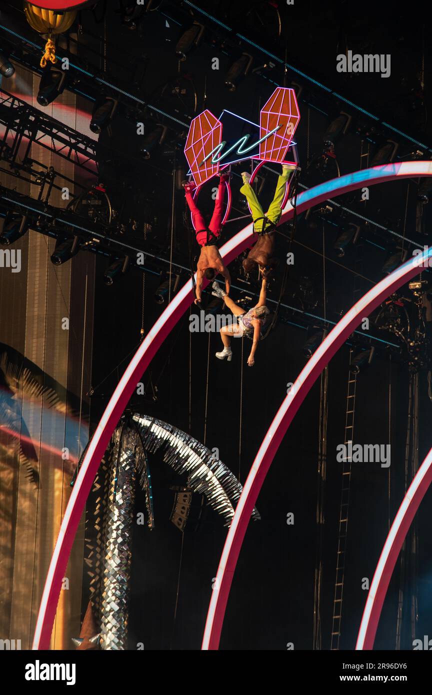 Pink bst show hi-res stock photography and images - Alamy