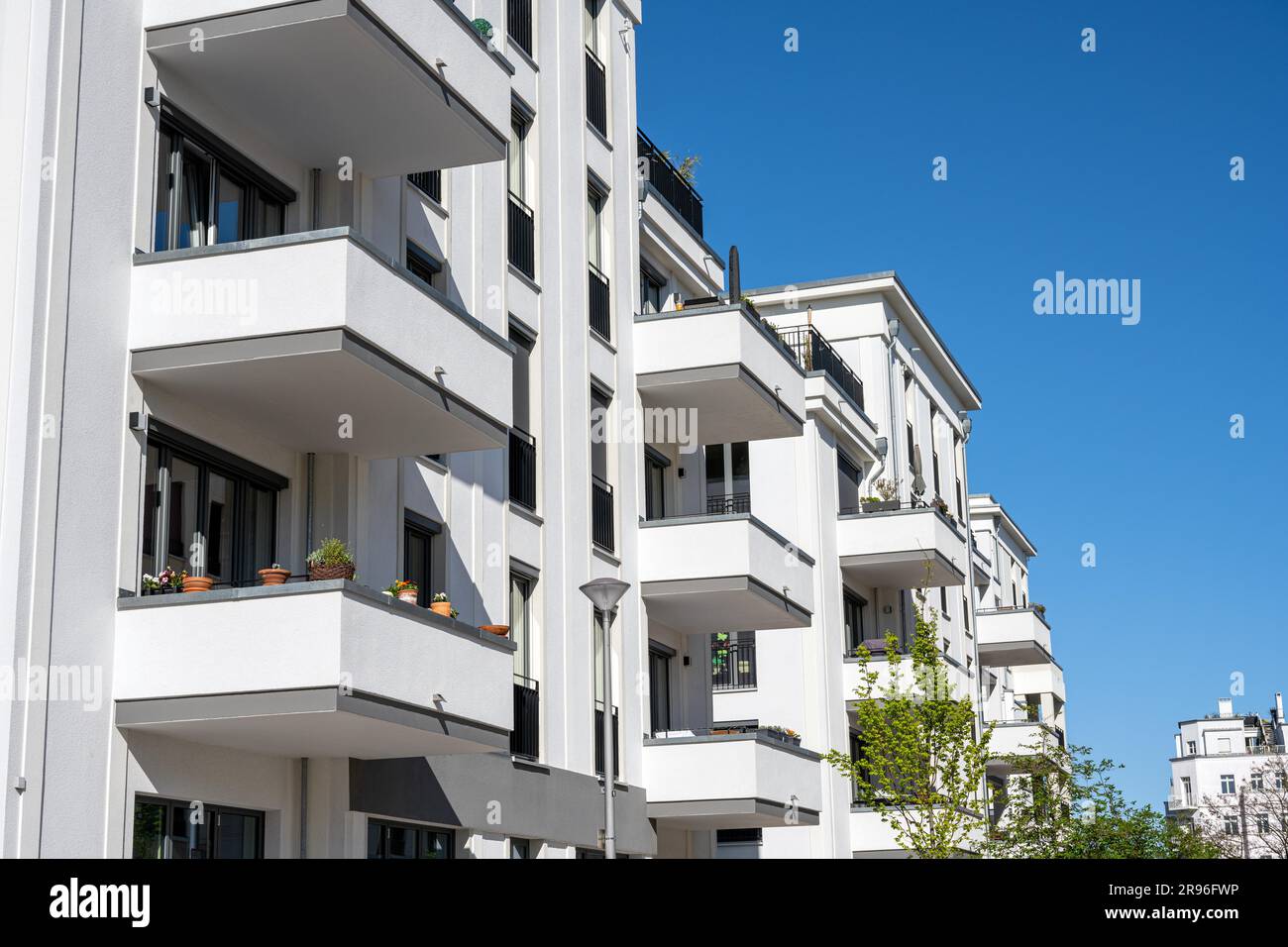 Modern white apartment block in Berlin, Germany Stock Photo - Alamy