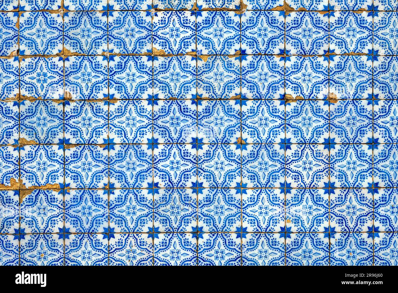 Background of typical blue Portuguese tiles Stock Photo - Alamy