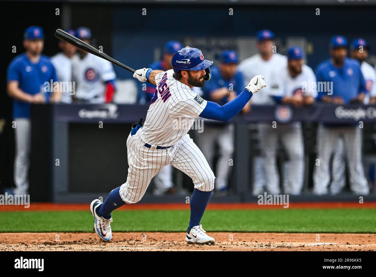 Dansby Swanson #7 of the Chicago Cubs hits a single during the 2023 MLB London Series match St ...