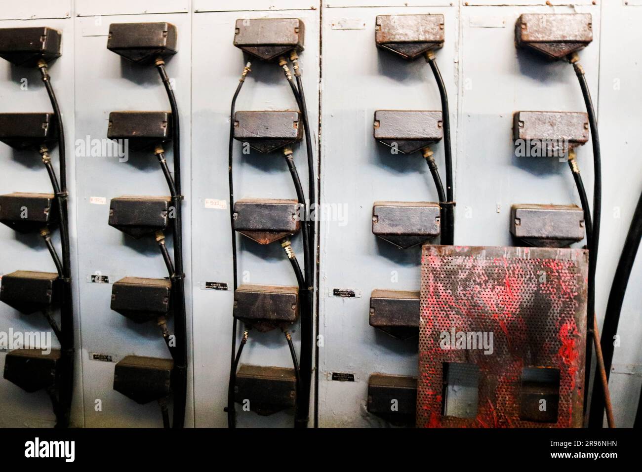 Plugs for wires for connecting iron metal cabinets for electrical ...