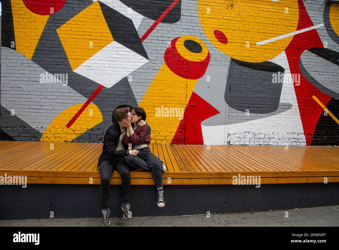 Moscow, Russia. 24th of June, 2023. A couple is seen at a Moscow street ...