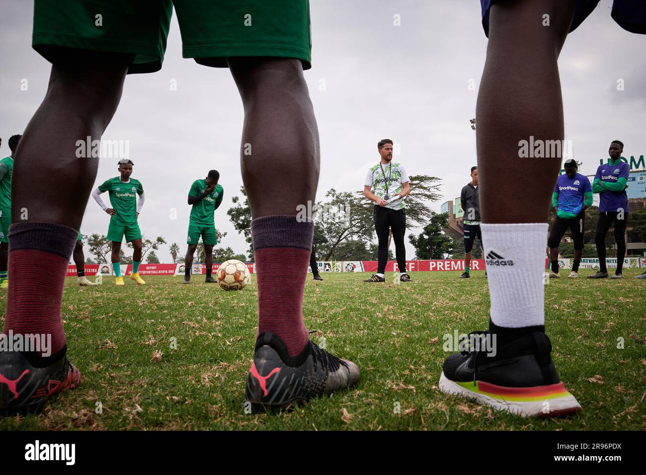 Training exercise british kenya hi-res stock photography and images - Alamy