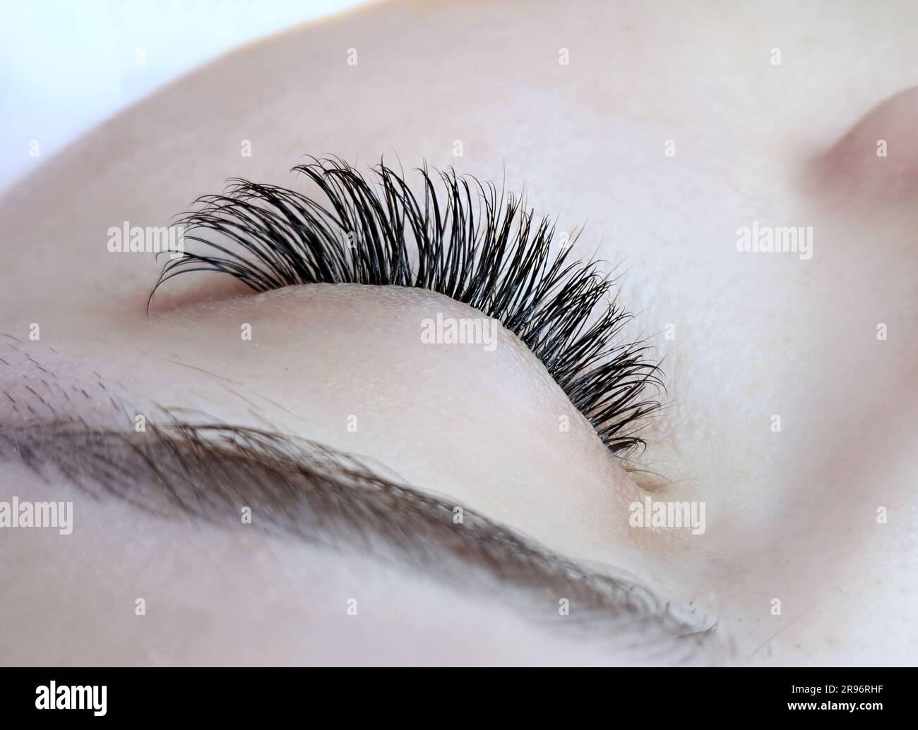 Close up of eye with eyelash extensions ,beauty salon treatment Stock ...