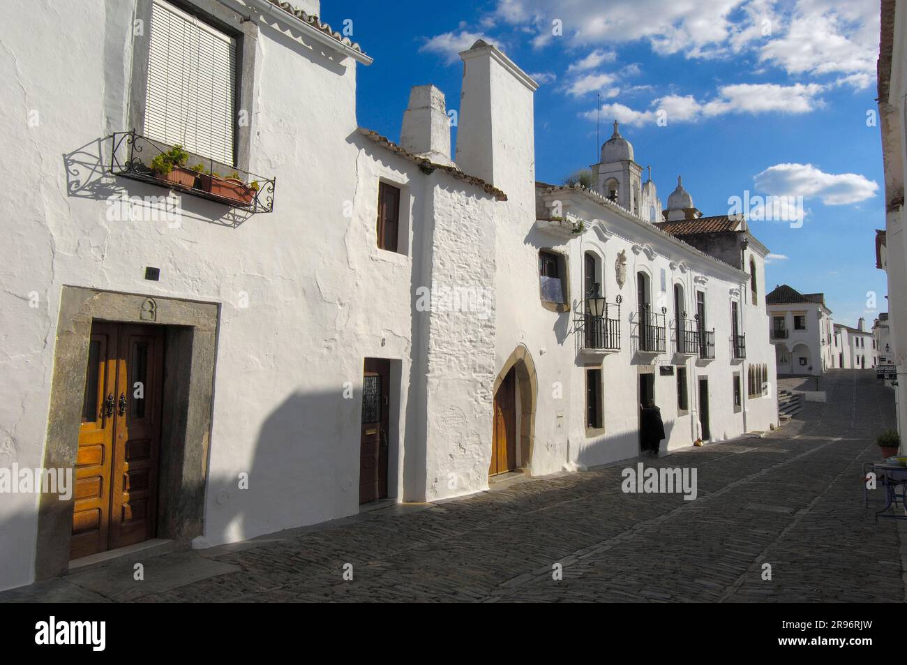 Alentejo style houses hi-res stock photography and images - Alamy