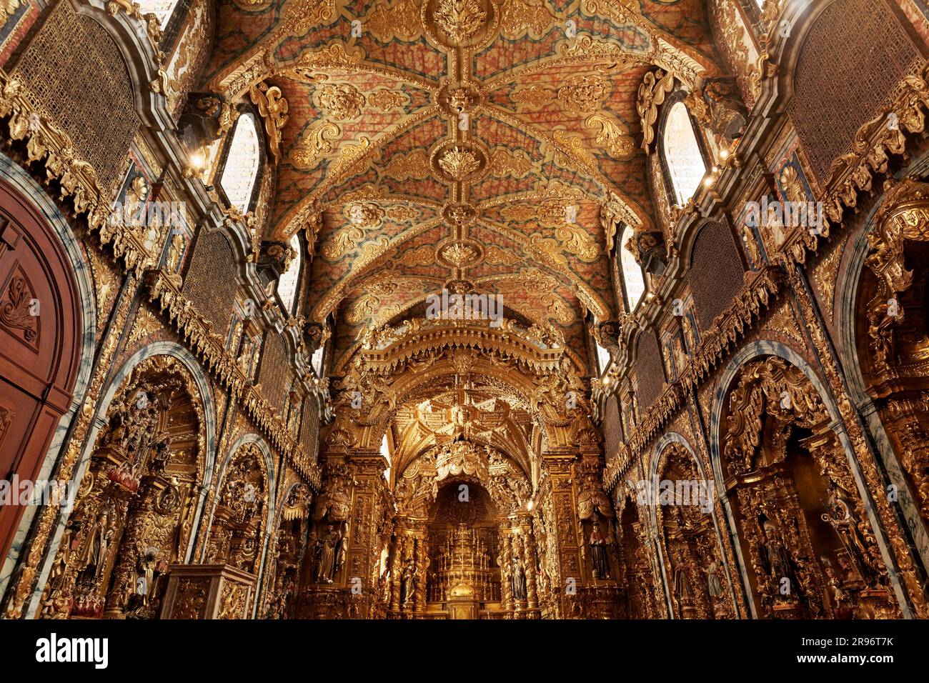 Convent church Igreja de Santa Clara, baroque nave completely gilded ...