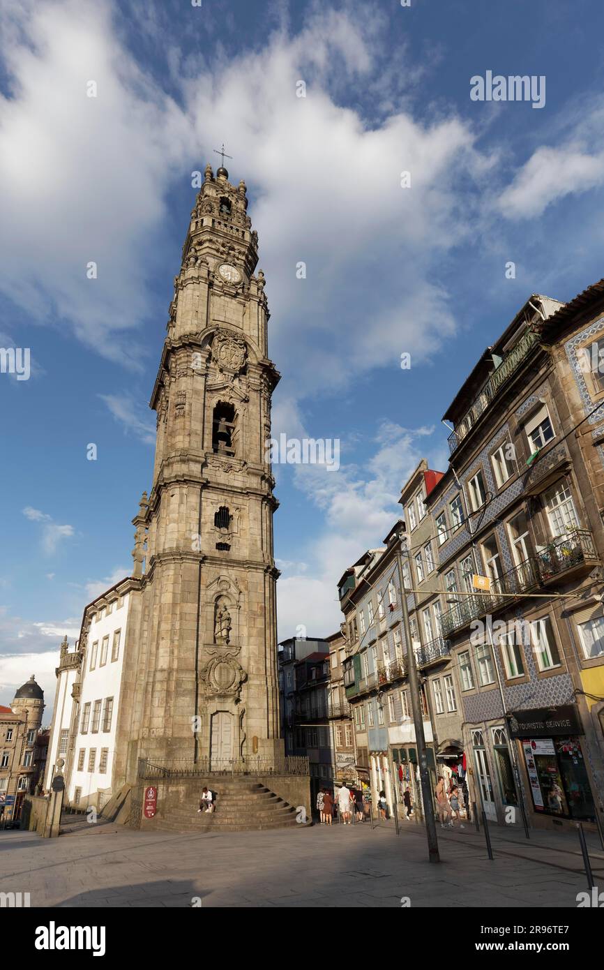 Baroque church tower Torre dos Clerigos, architect Nicolau Nasoni ...