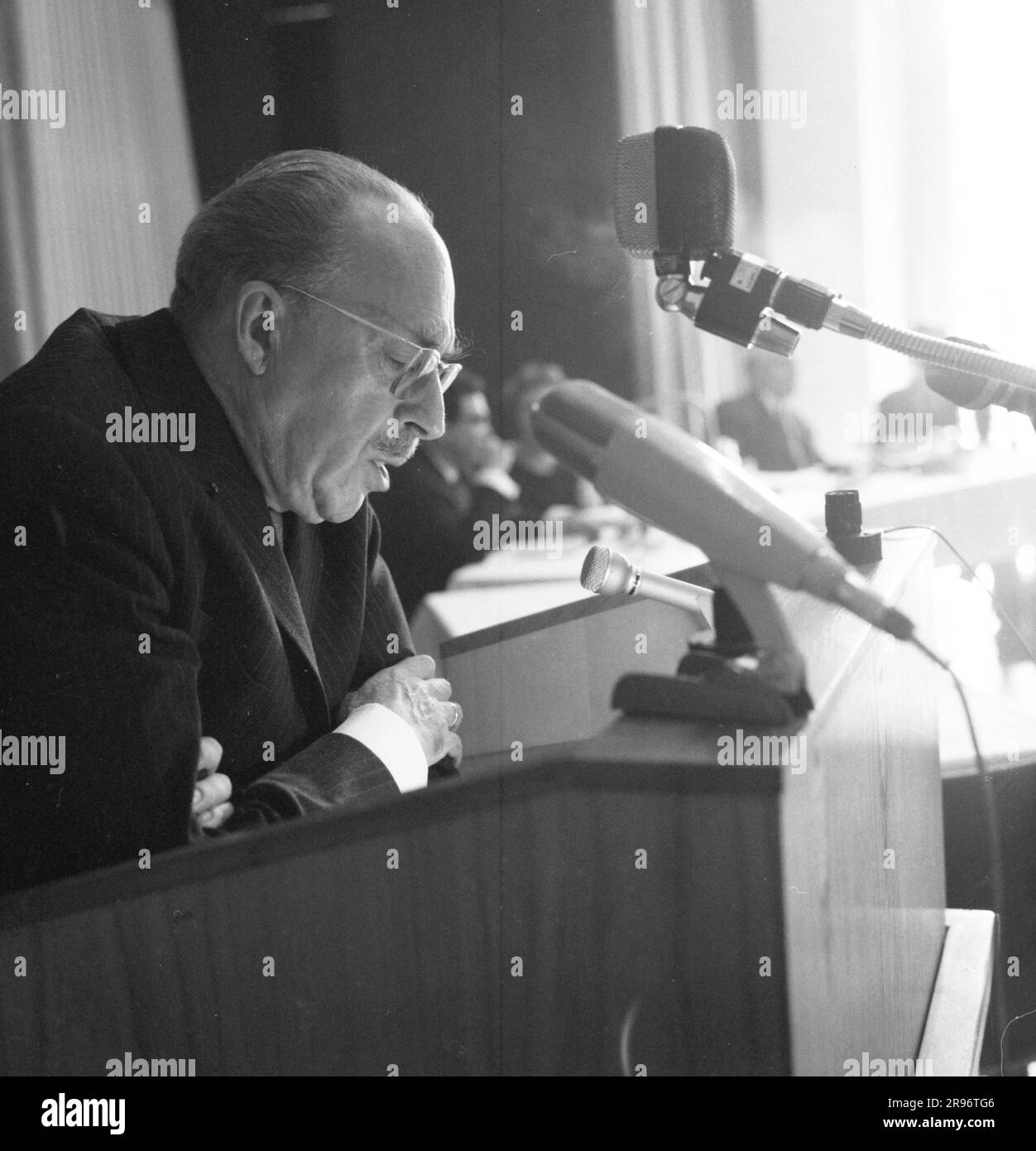 Personalities from politics, economy and culture from the years 1965-71 ...