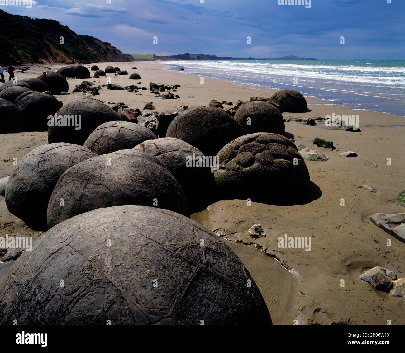 Stones 'Moeraki Boulders' at the beach, Oamaru Beach, South Island, New ...