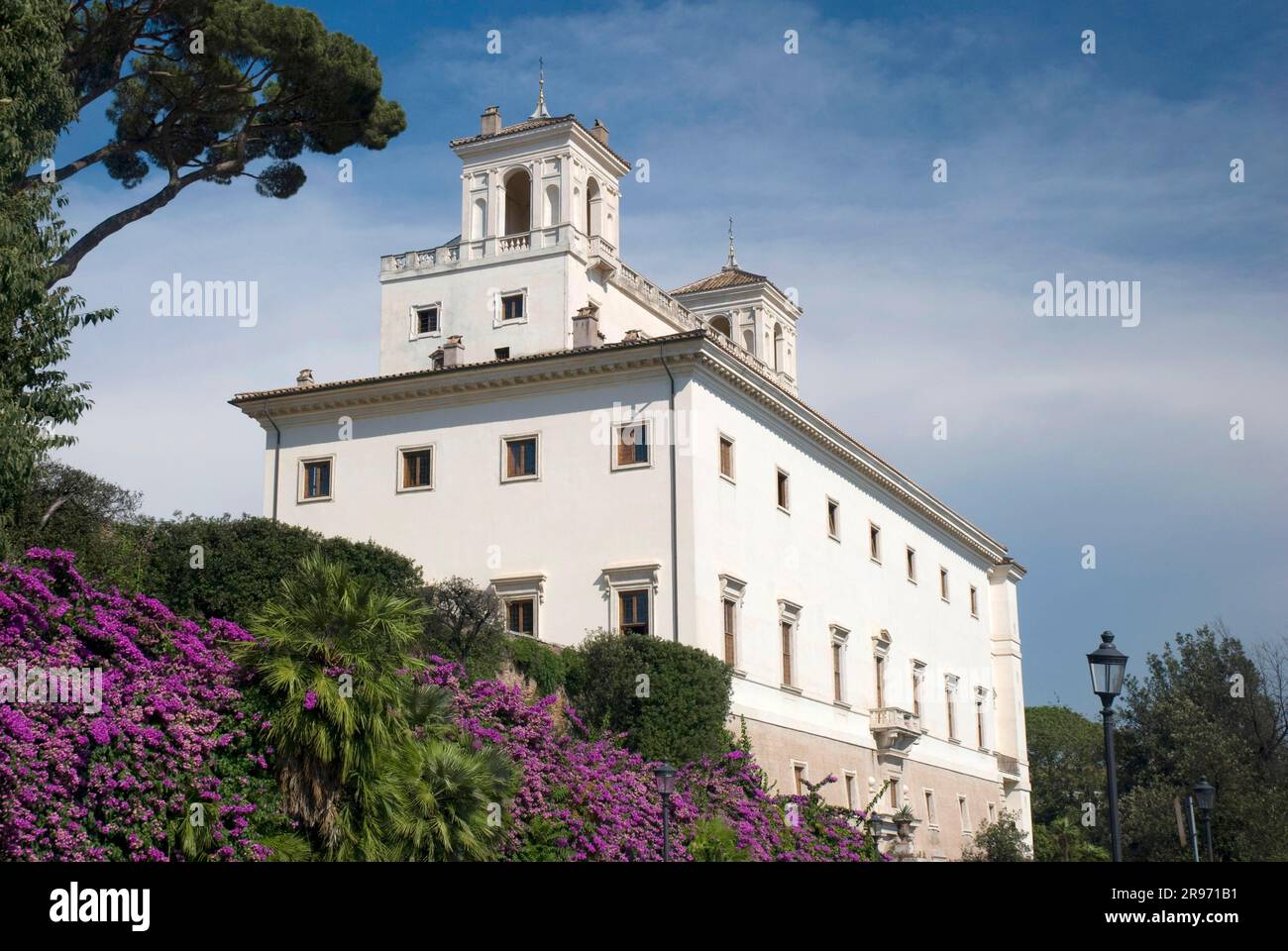 Villa borghese park rome hi-res stock photography and images - Alamy