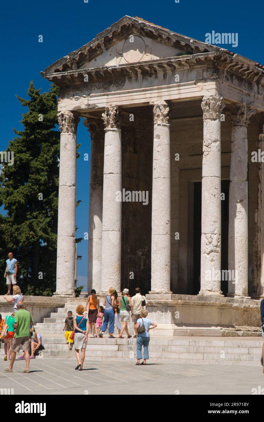 Temple of Augustus, Pula, Istria, Croatia Stock Photo - Alamy