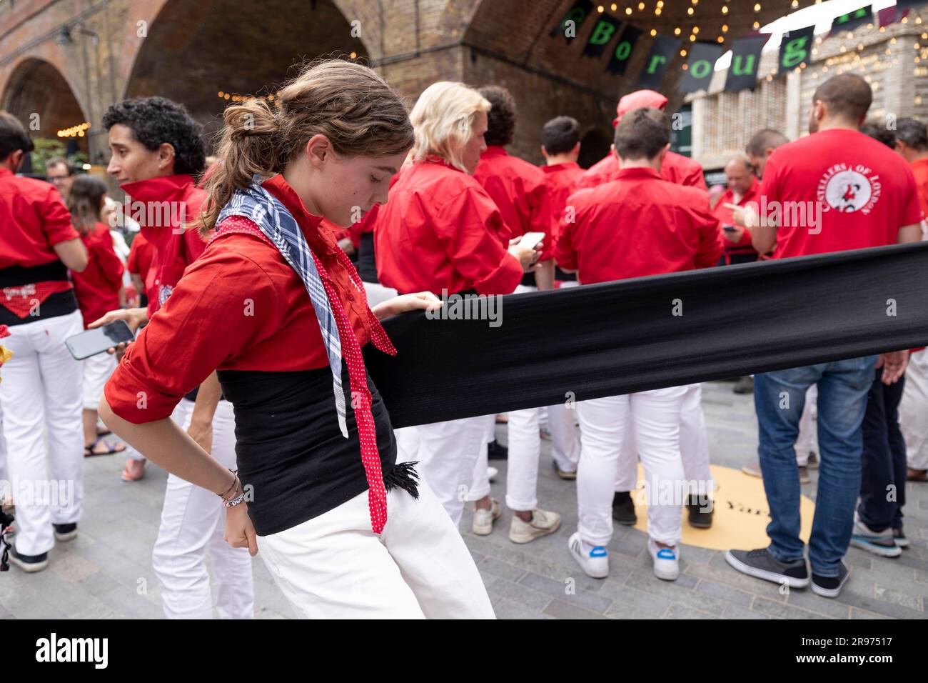 Long sash hi-res stock photography and images - Alamy