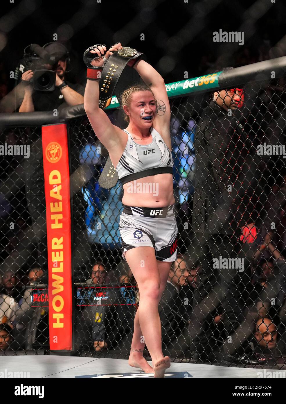 Molly 'Meatball' McCann of England celebrates her win - Women's ...