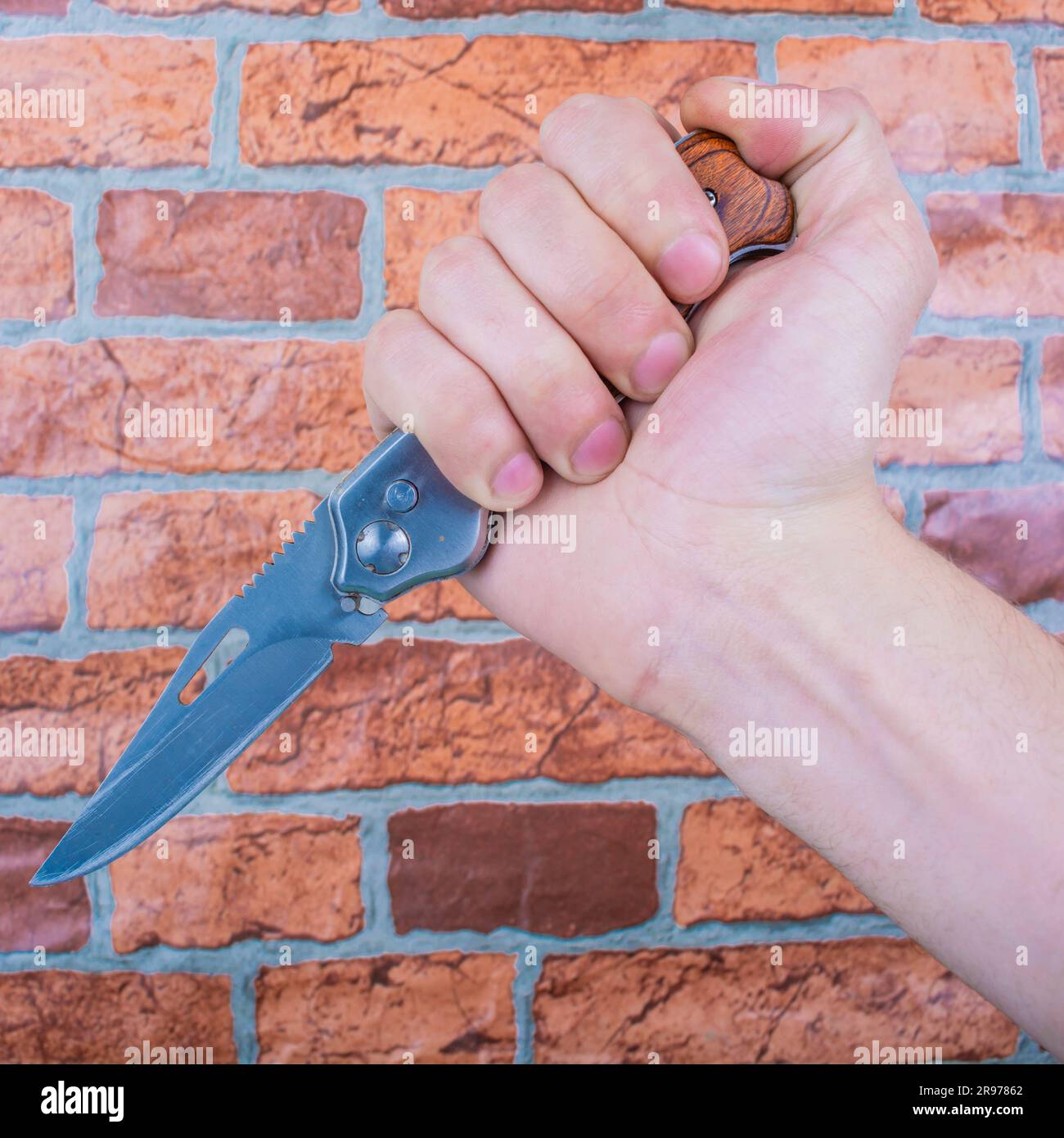 Brick wound hi-res stock photography and images - Alamy