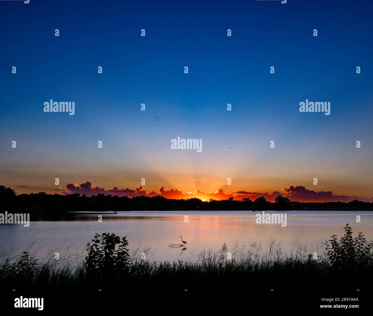 Mesmerizing sunset sky lake hi-res stock photography and images - Alamy
