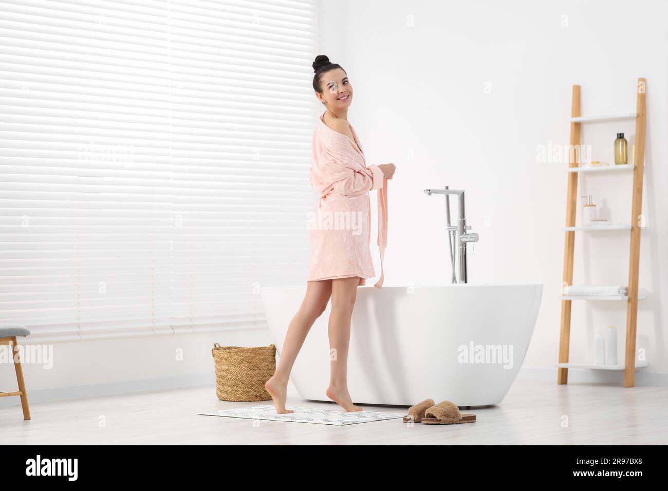 Wearing clothes in the bathtub hi-res stock photography and images - Alamy