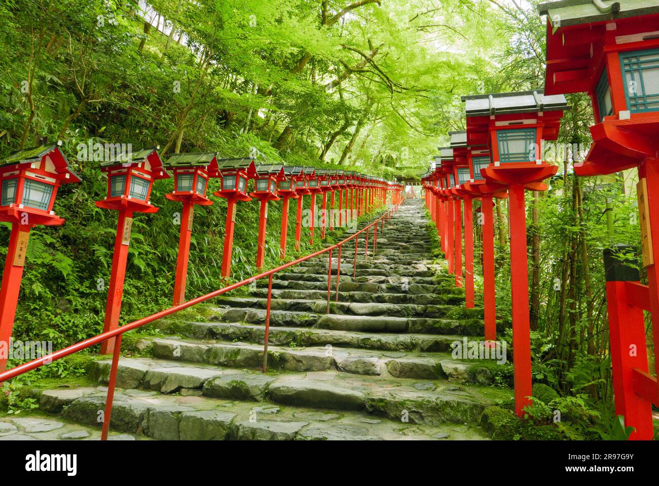 Kifune-jinja Shrine enshrines gods associated with water Kyoto should ...