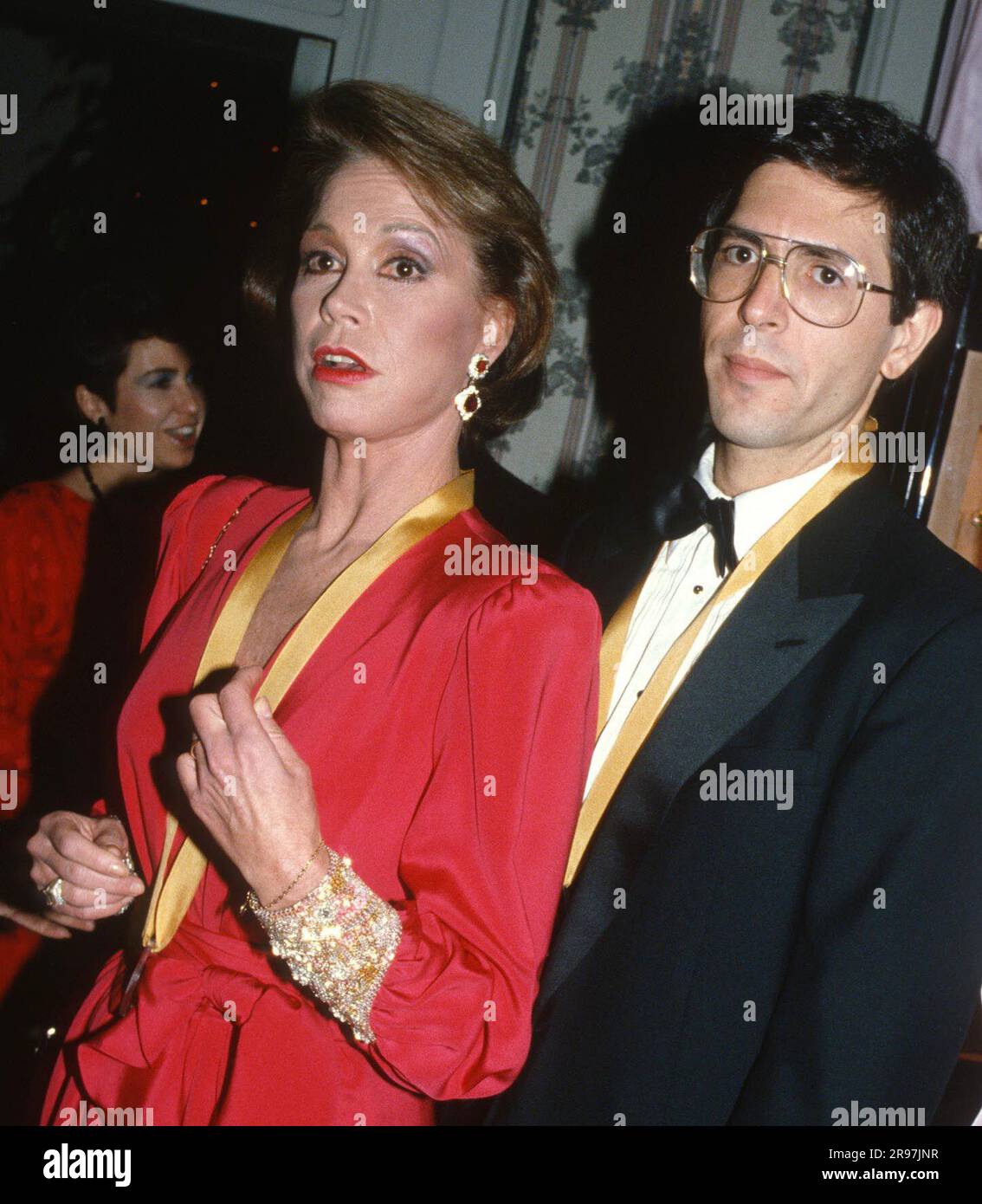 1987Mary Tyler Moore Dr Robert Levine husband John Barrett/PHOTOlink ...