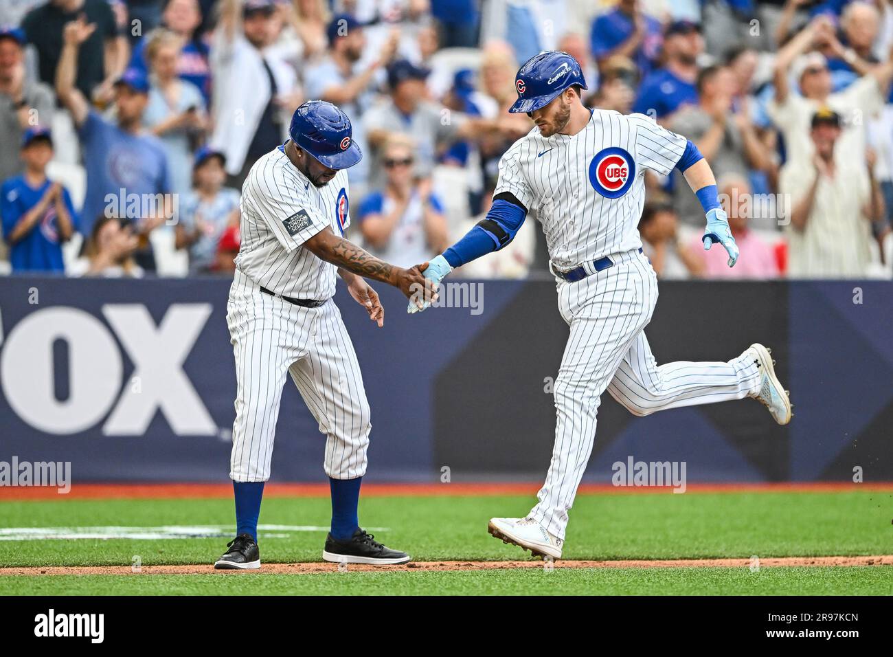 Willie harris world series hi-res stock photography and images - Alamy