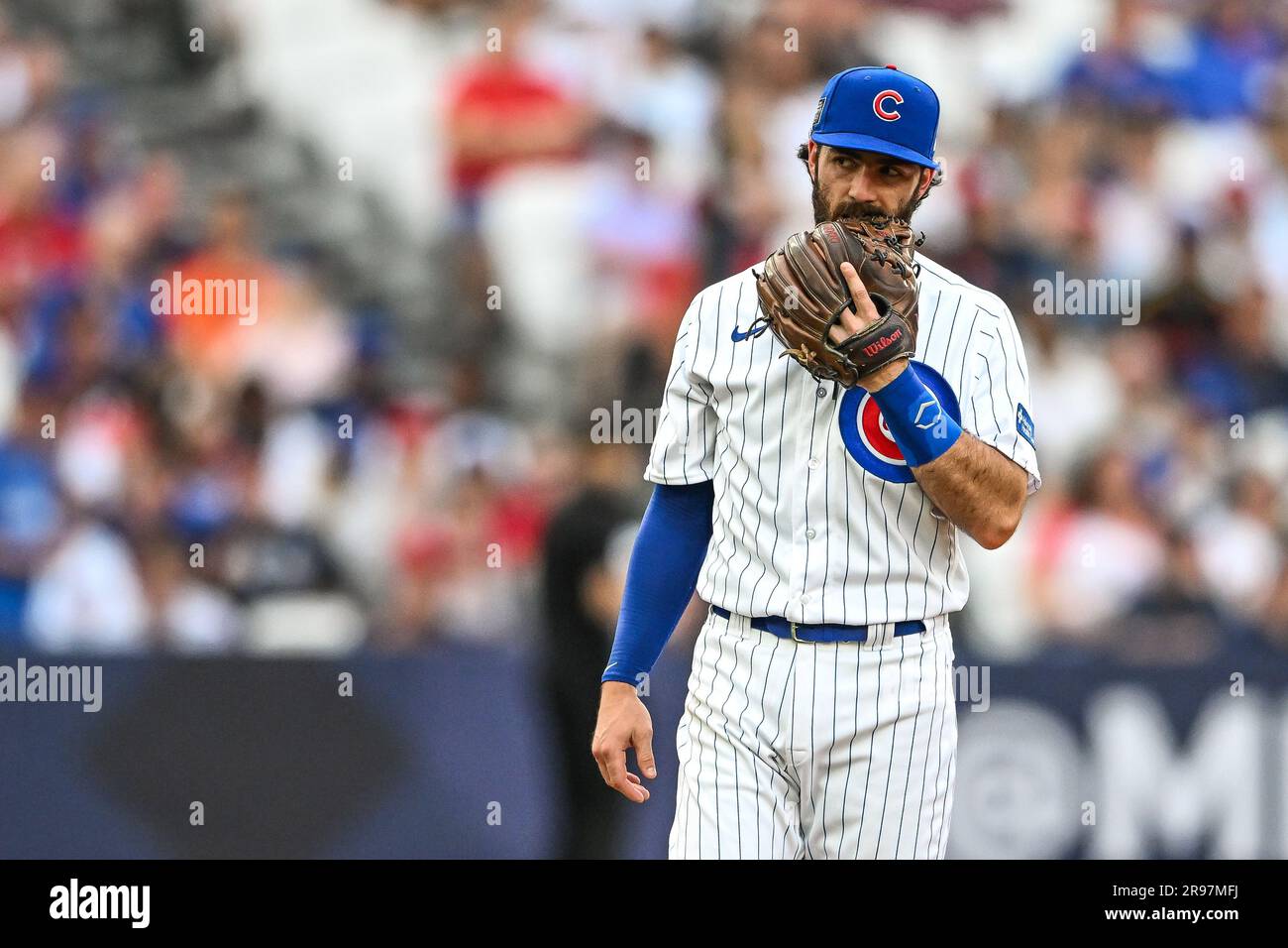Dansby Swanson #7 of the Chicago Cubs during the 2023 MLB London Series ...