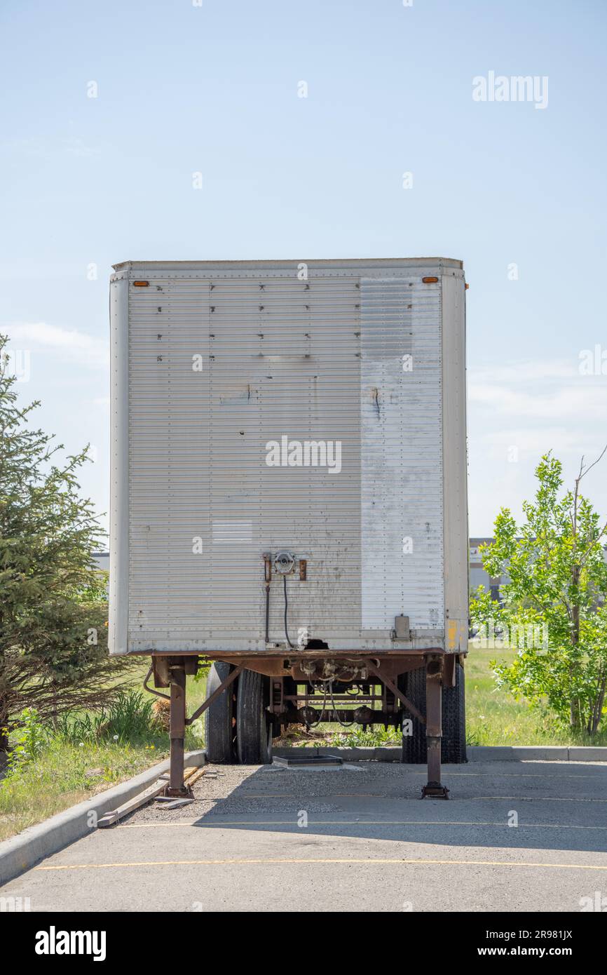 Detached trailer hi-res stock photography and images - Alamy