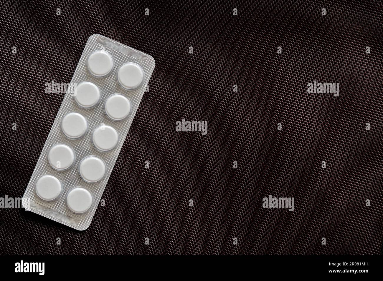 Magnesium tablet hi-res stock photography and images - Alamy