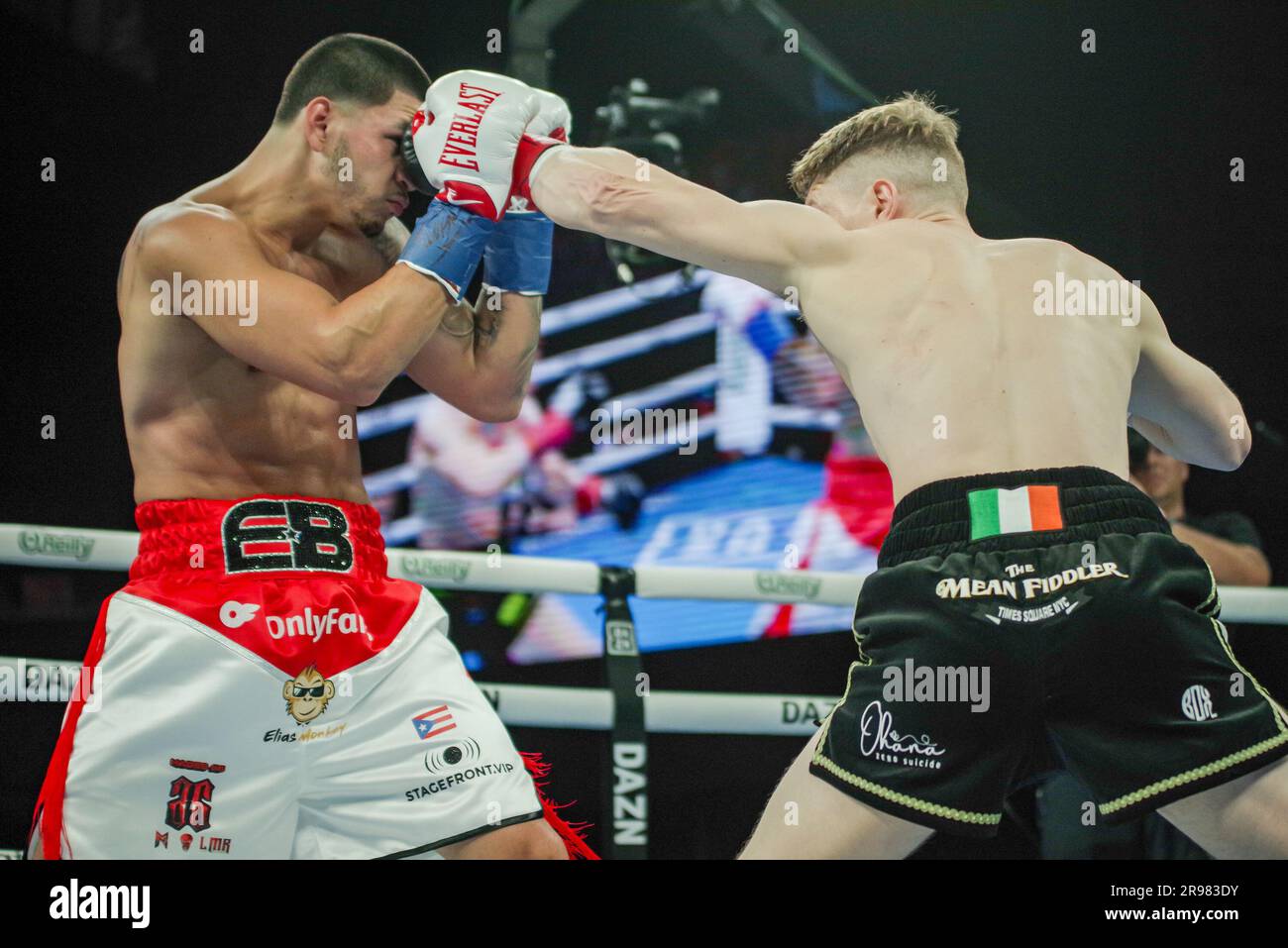 Edgar berlanga vs jason quigley hi-res stock photography and images - Alamy