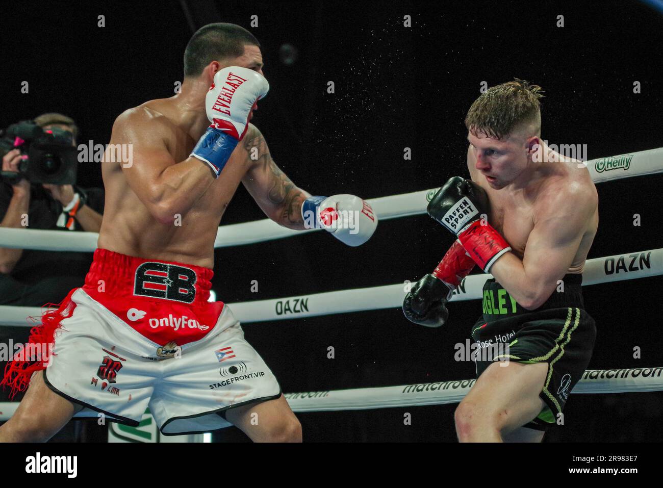 Matchroom boxing berlanga vs quigley hi-res stock photography and ...