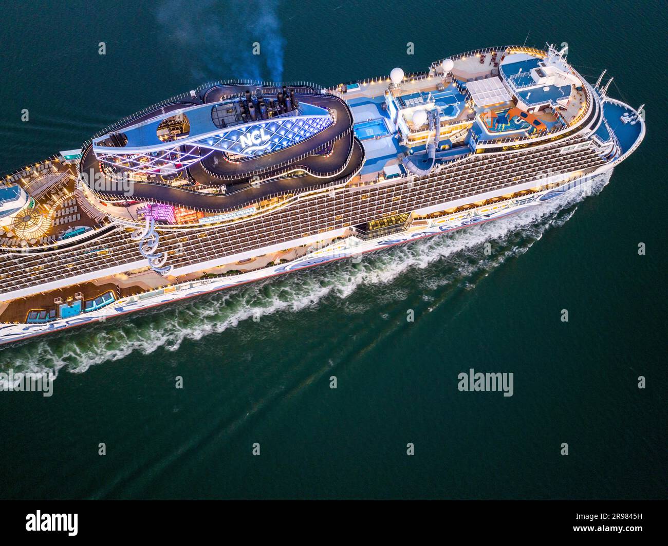 Norwegian prima cruise ship, She is the first of six Project Leonardo ...