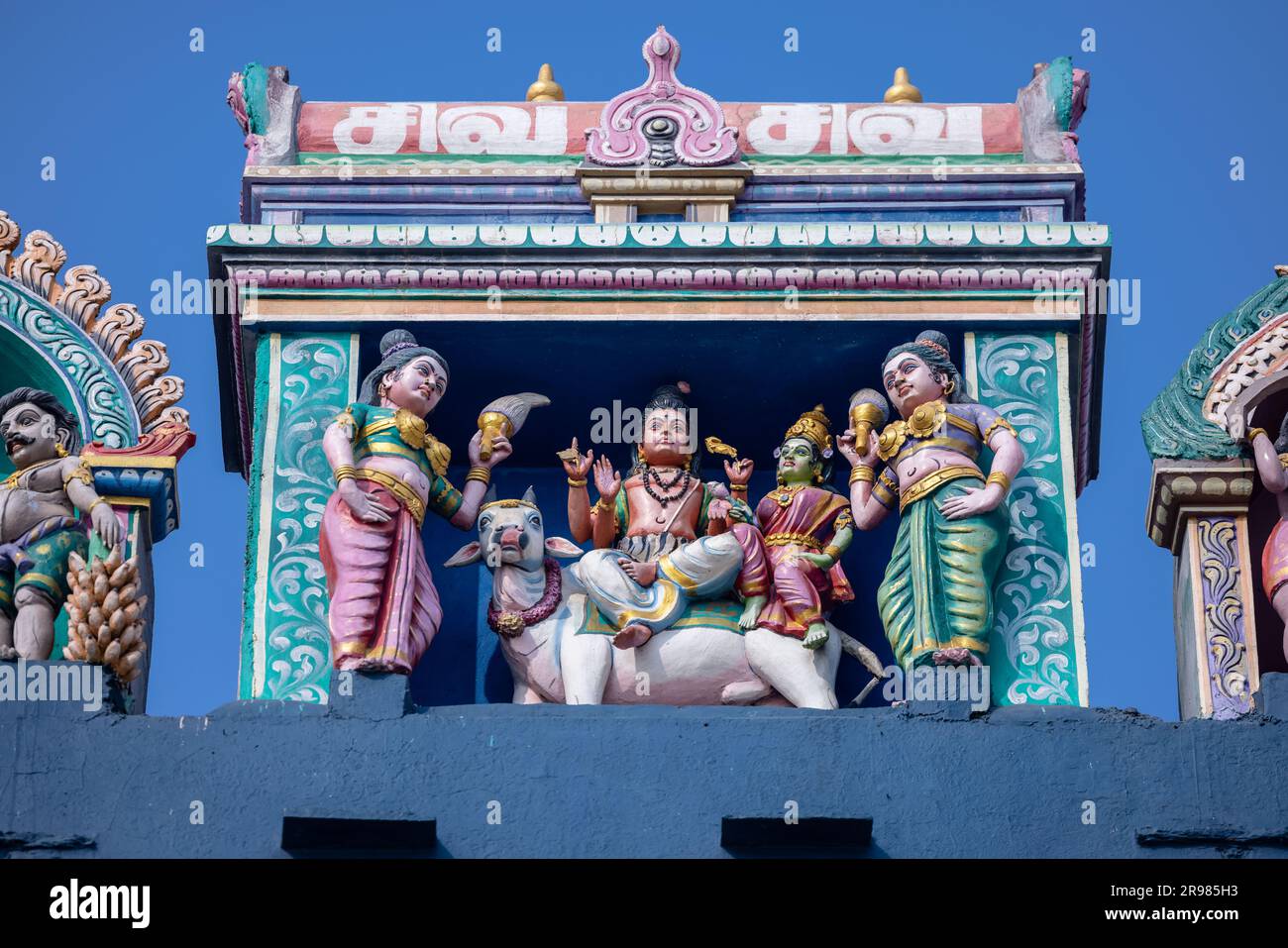 Architecture view of kedar temple with hindu god statues made with ...