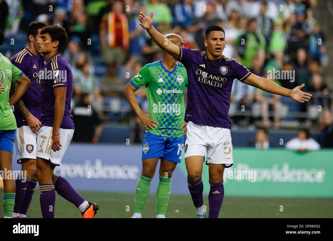 SEATTLE, WA - JUNE 24: Orlando City midfielder César Araújo (5 ...