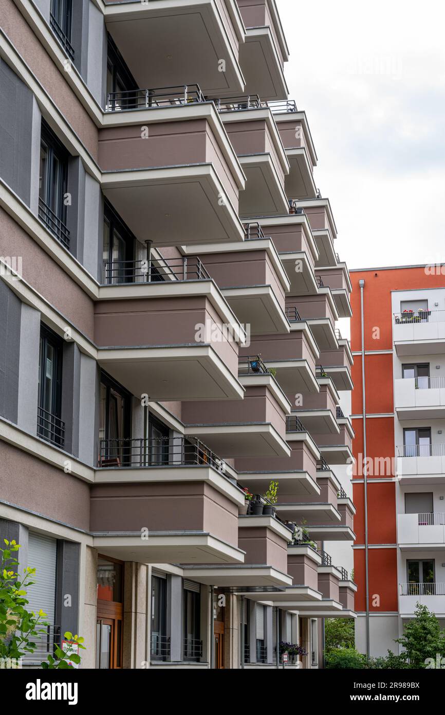 Facade of a modern apartment building with balconies seen in Berlin ...