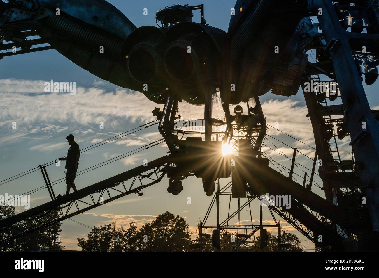 Glastonbury, UK. 24th June, 2023. The Arcadia spider is prepared for ...