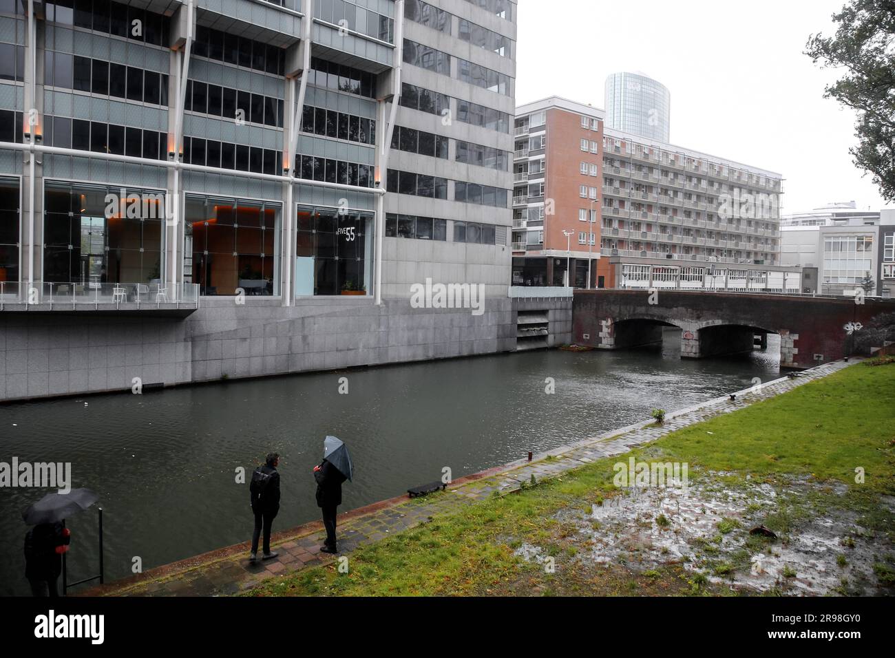 Rotterdam dutch modern city hi-res stock photography and images - Alamy