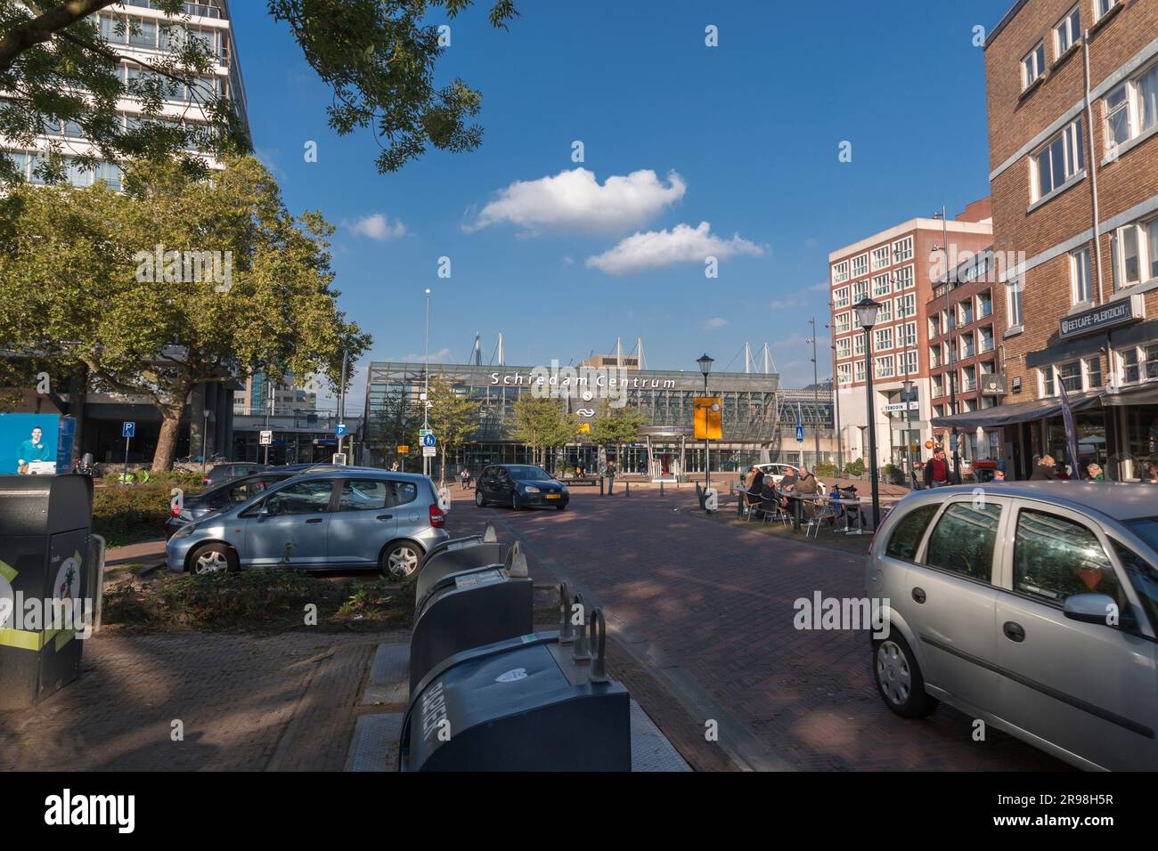 Schiedam, NL - OCT 8, 2021: Exterior of the Schiedam Centrum railway ...
