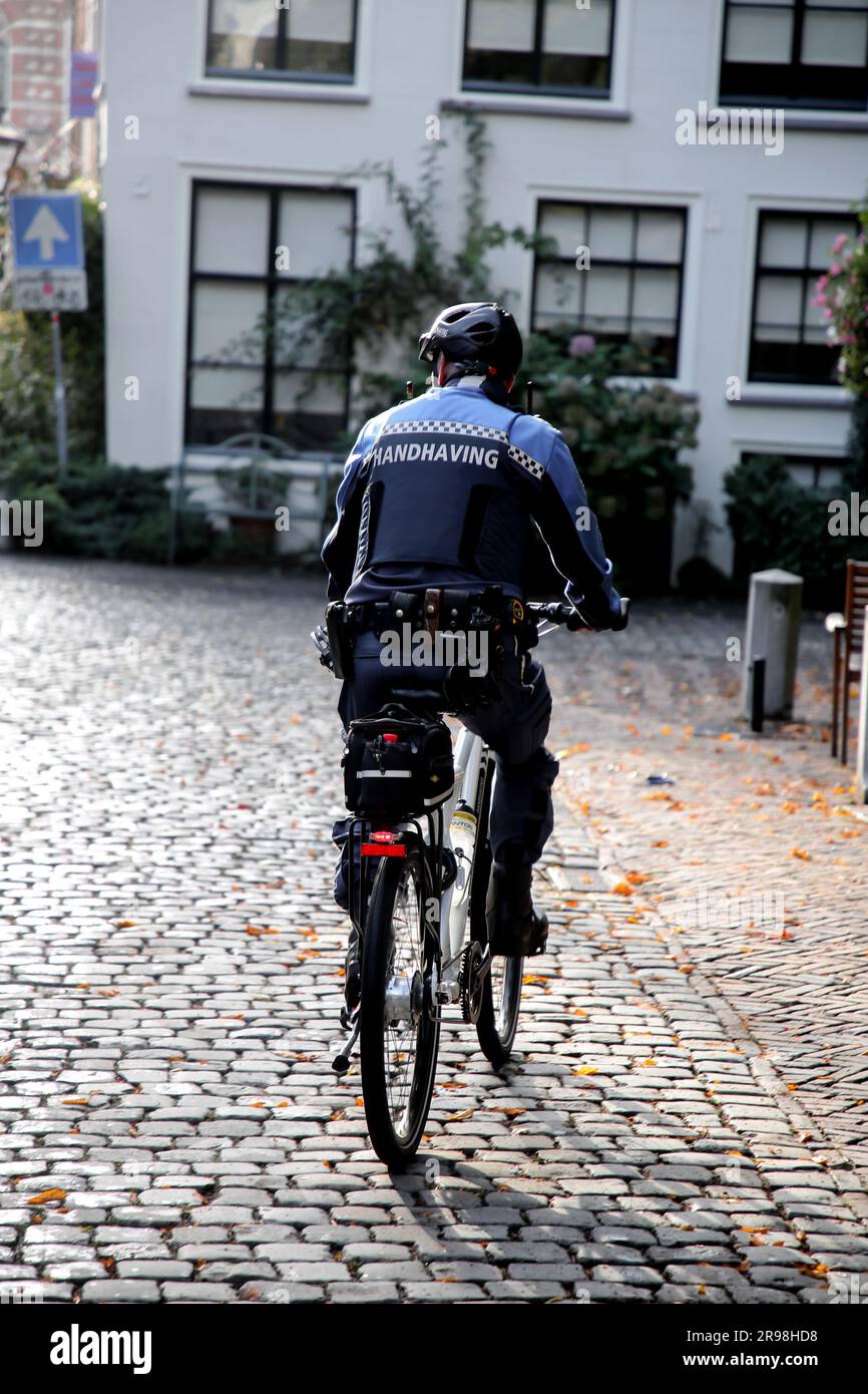 Police dutch holland netherlands bike hi-res stock photography and ...