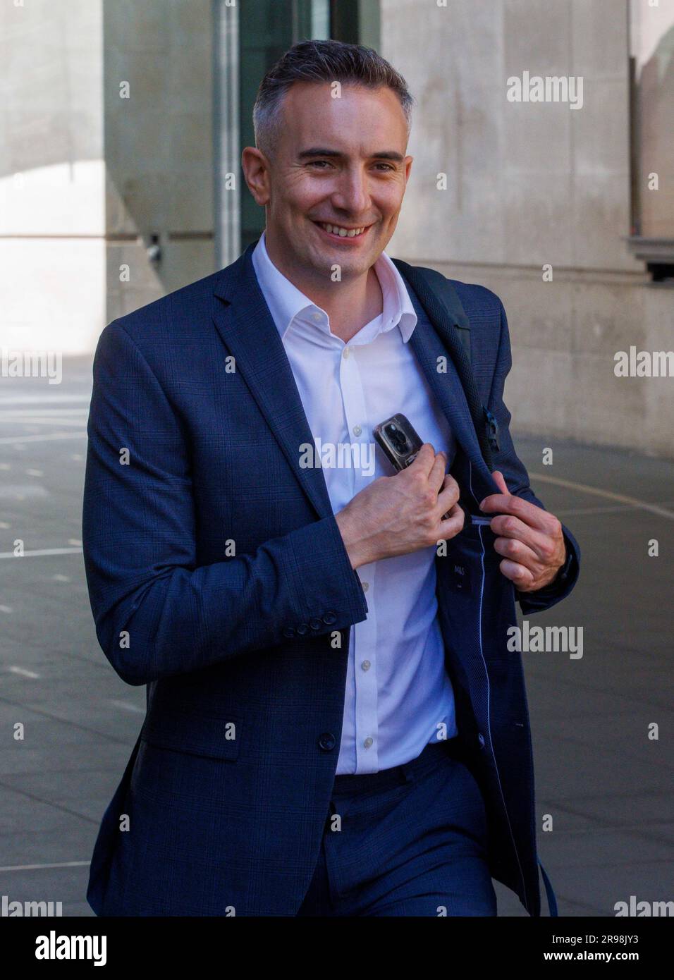 Luke tryl hi-res stock photography and images - Alamy