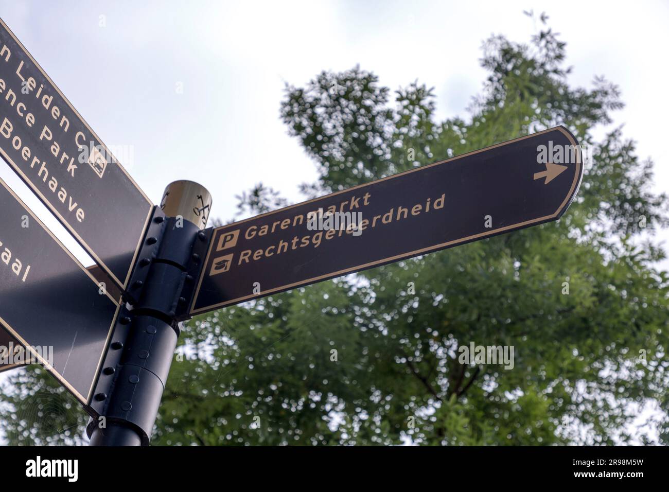 Leiden, The Netherlands - October 7, 2021: Street direction sign in ... Leiden, The Netherlands - October 7, 2021: Street direction sign in ...