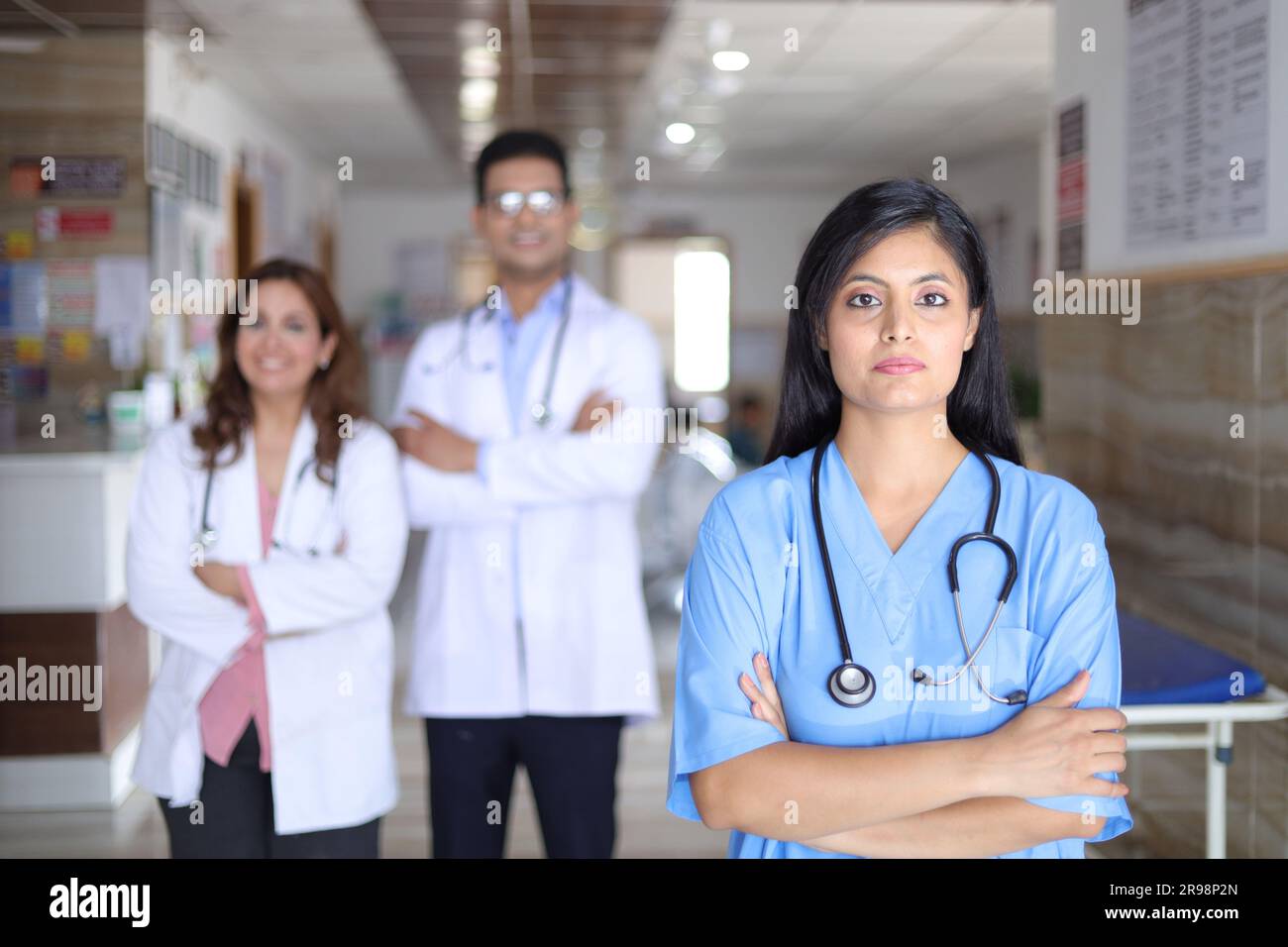Hospital building atrium hi-res stock photography and images - Alamy