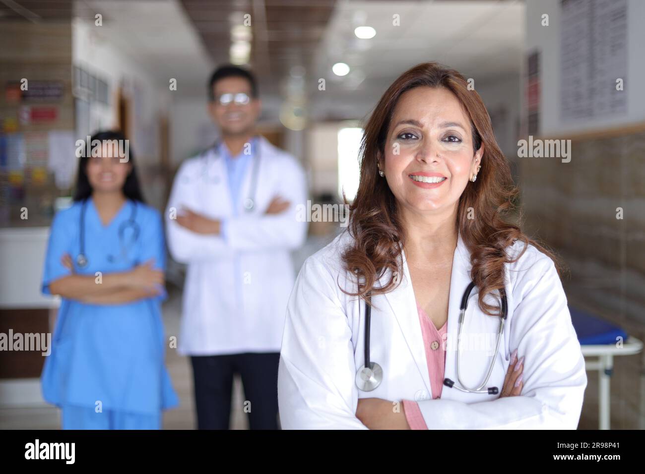 Hospital building atrium hi-res stock photography and images - Alamy
