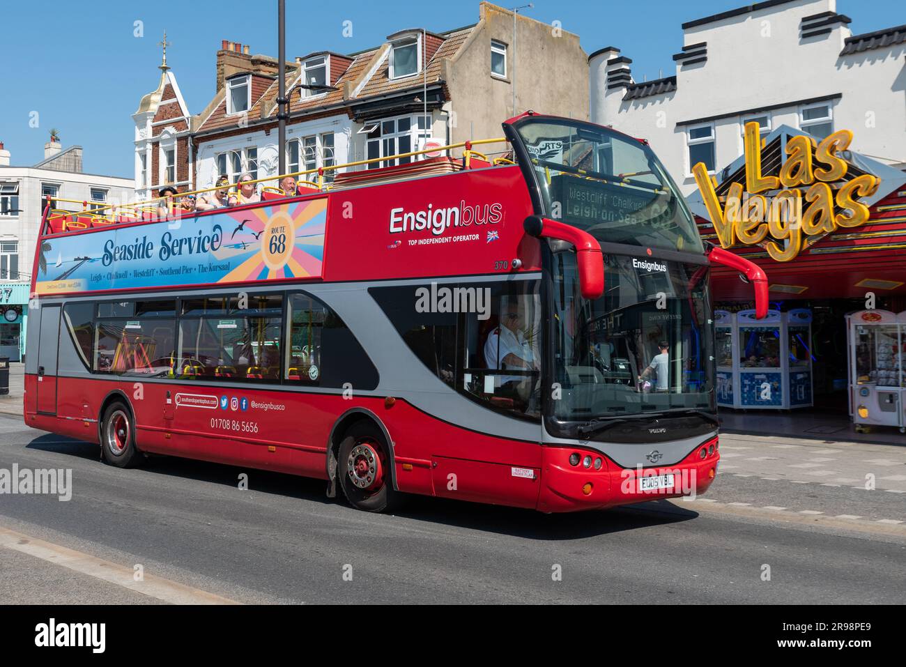 Out of service bus hi-res stock photography and images - Alamy