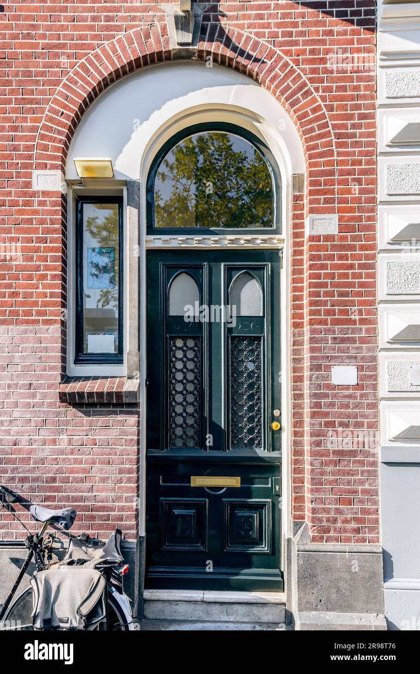 Old and beautiful ornate door, classic architectural detail Stock Photo ...