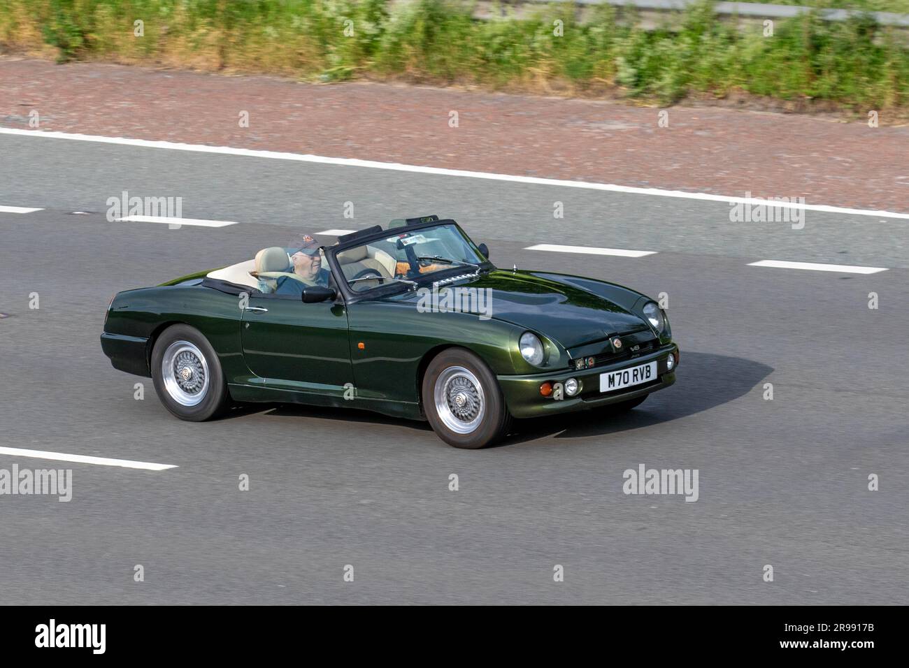 1994 90s nineties Green MG RV8, V8Car Roadster Petrol 4000 cc British ...