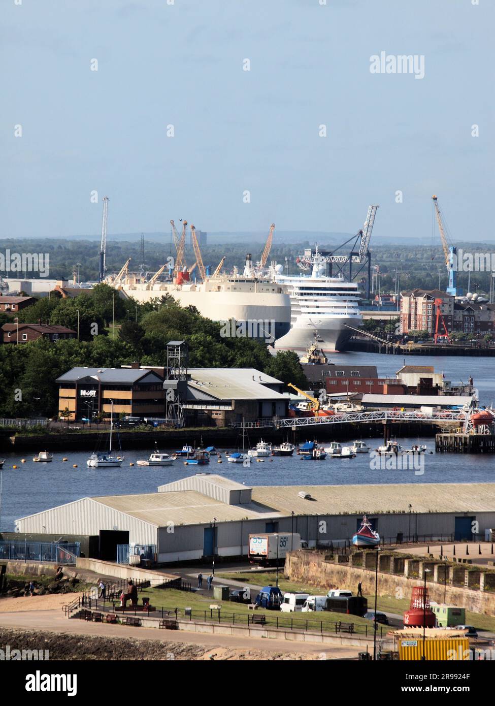 Ports and terminals hi-res stock photography and images - Alamy