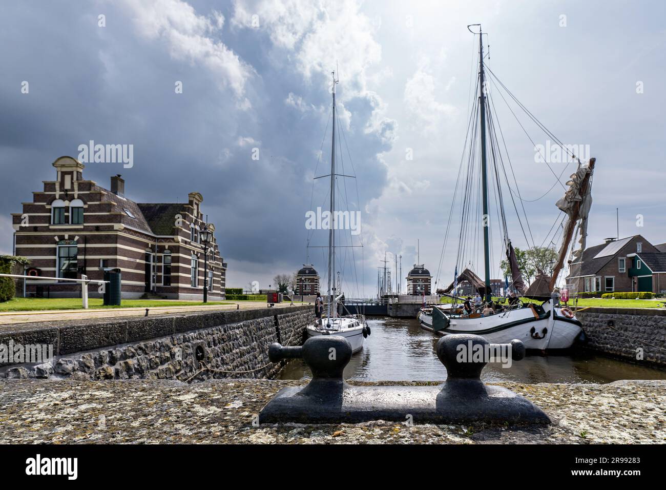 historic Lemstersluis, a drop lock in Lemmer, Netherlands Stock Photo ...