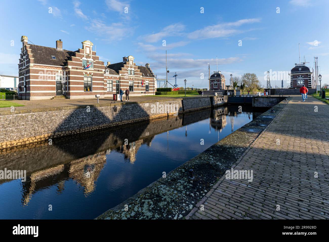 historic Lemstersluis, a drop lock in Lemmer, Netherlands Stock Photo ...