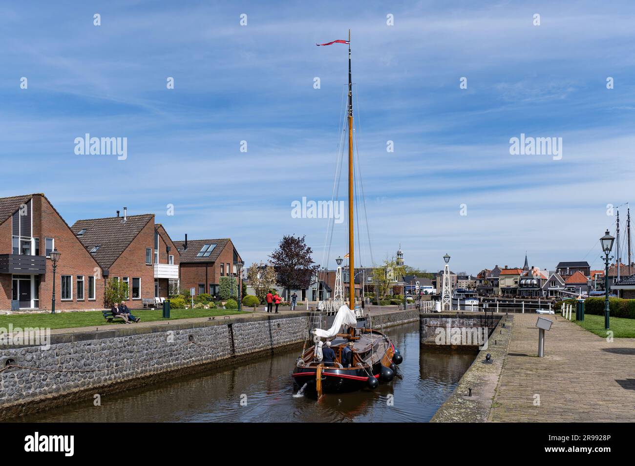 historic Lemstersluis, a drop lock in Lemmer, Netherlands Stock Photo ...