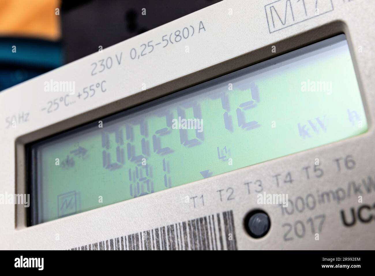 Smart electric meter hi-res stock photography and images - Alamy