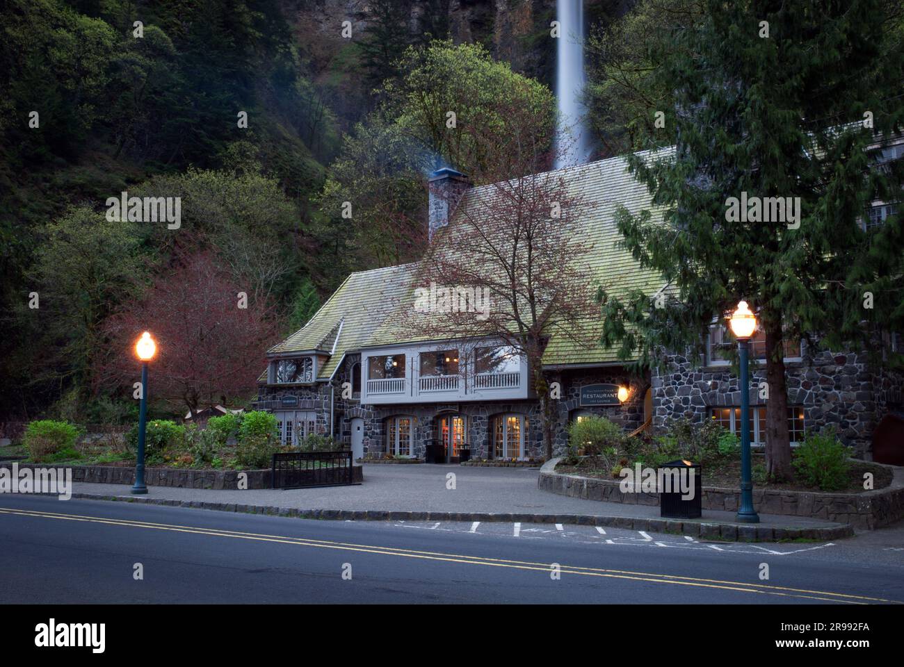 Multnoma falls hi-res stock photography and images - Alamy