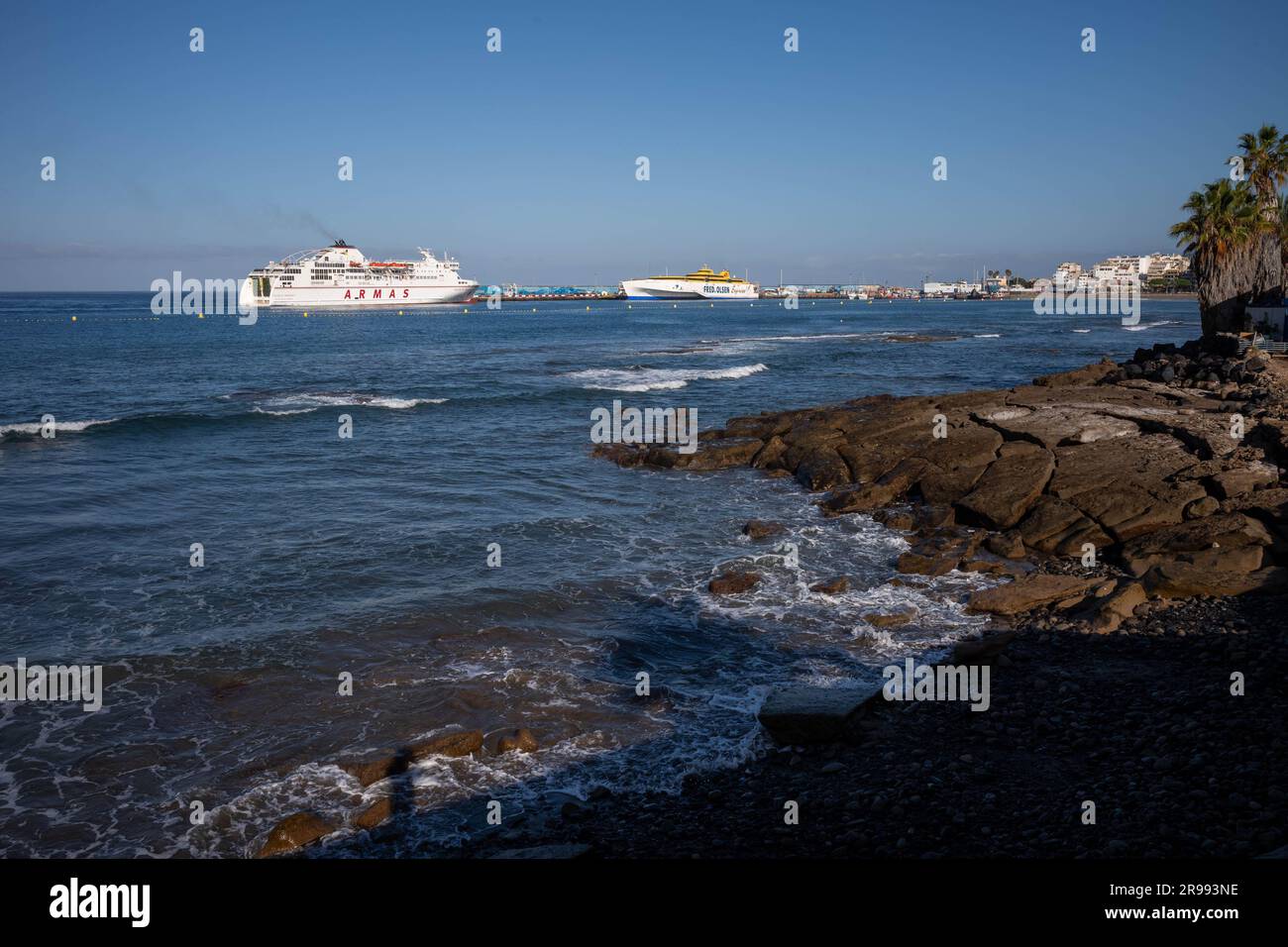 El ferry hi-res stock photography and images - Alamy